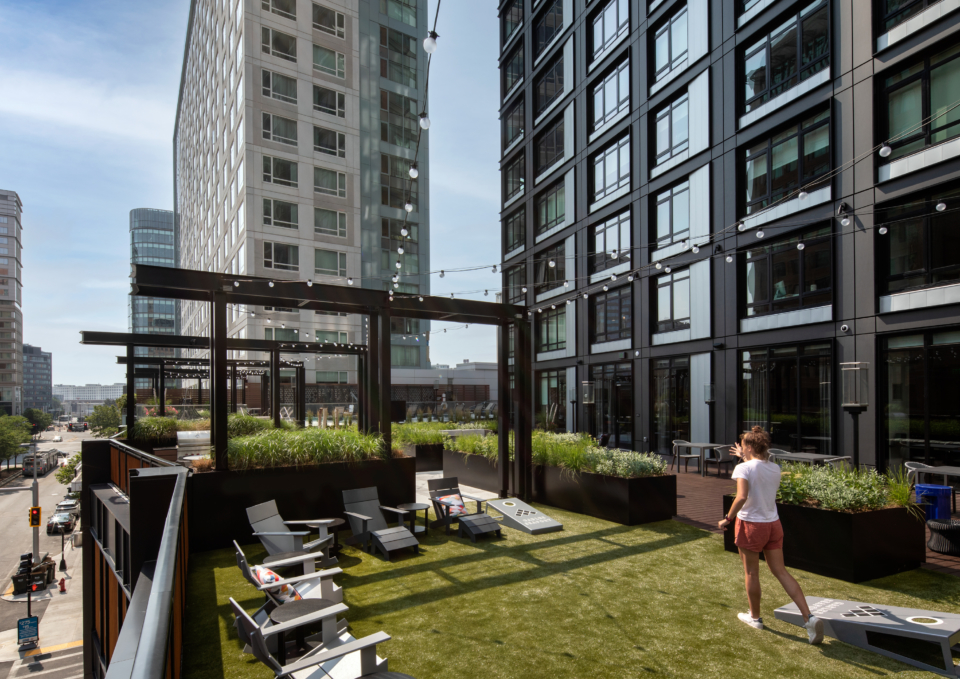 Gables Seaport Amenity Terrace - Tighe & Bond